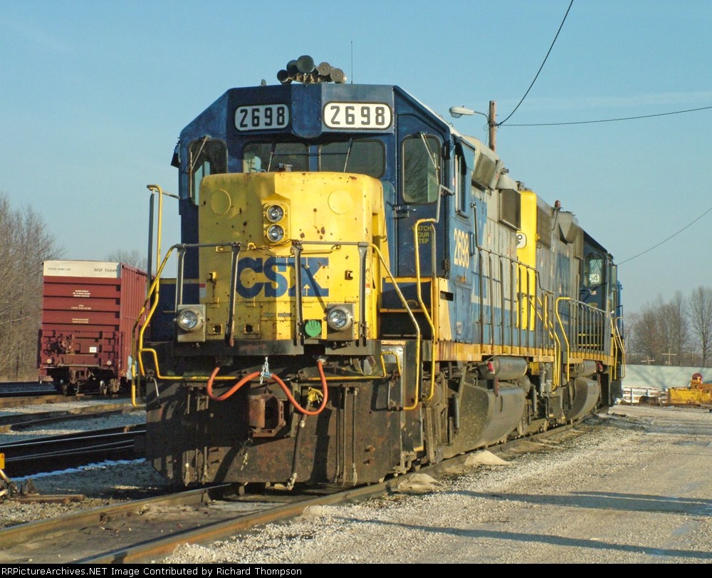 CSX 2698